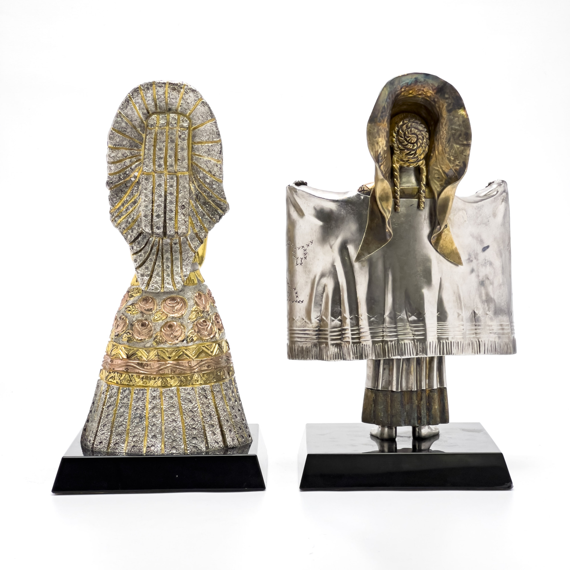 Lunt - Tehuana Lady in Fiesta Costume and Nahua Indian Woman Figures ...